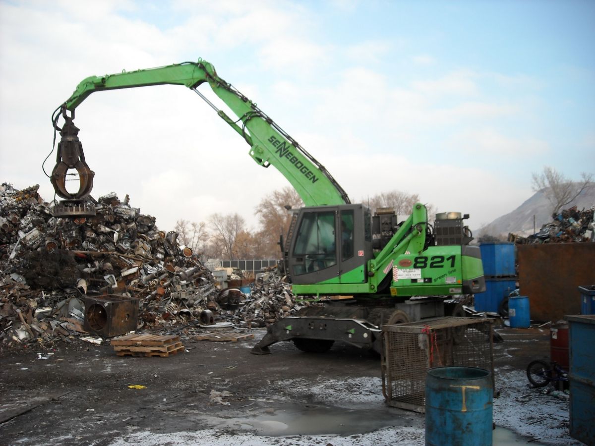 Strong Dealer And Factory Support Keeps SENNEBOGEN Material Handlers ...